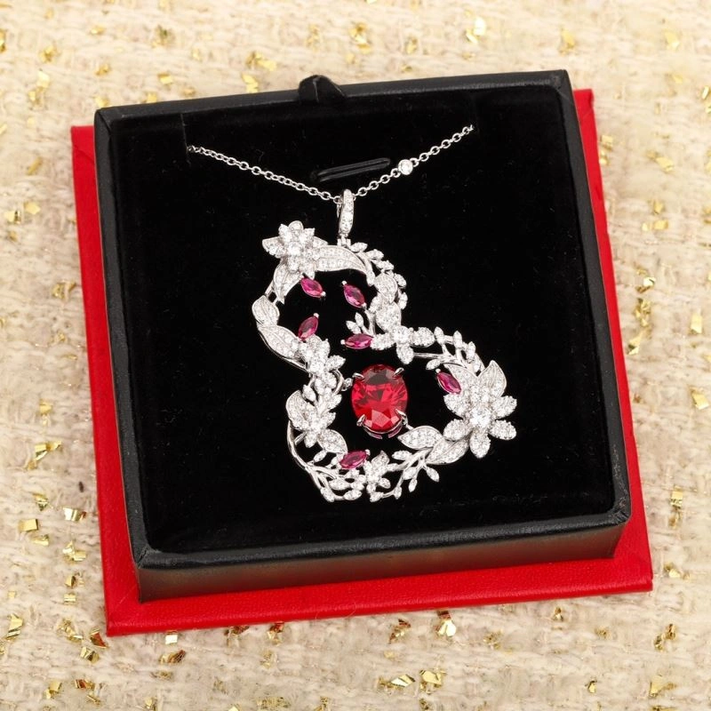 Discounted Qeelin Necklaces