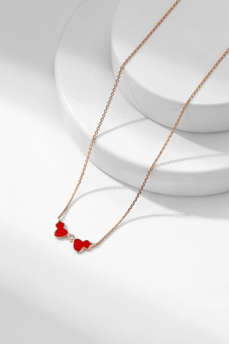 Mirror quality Qeelin Necklaces