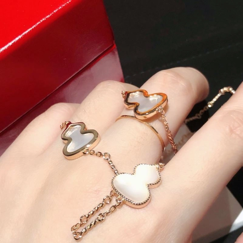 Qeelin Necklaces