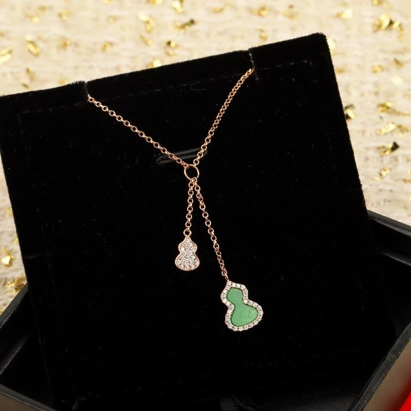 Discounted Qeelin Necklaces