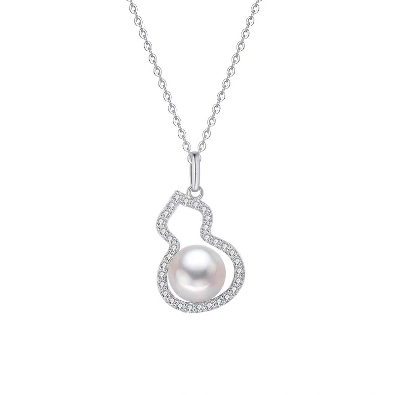 Discounted Qeelin Necklaces