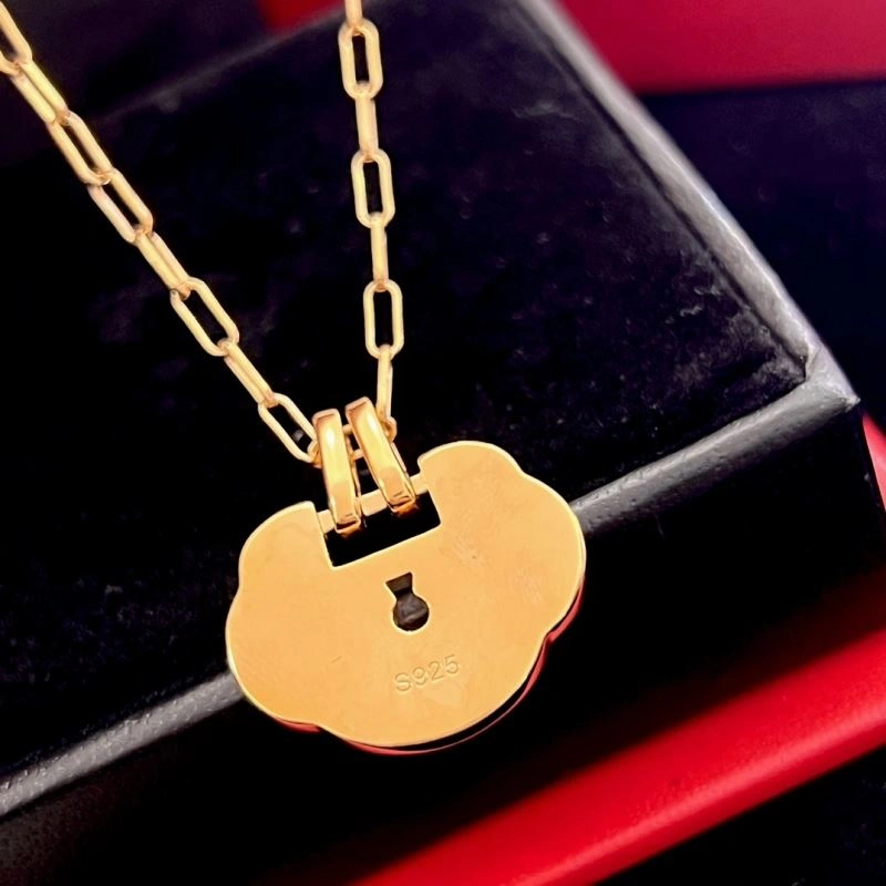 Exact replica Qeelin Necklaces