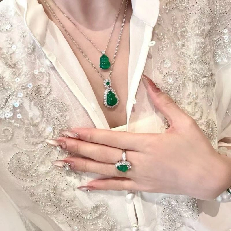 High accuracy Qeelin Necklaces