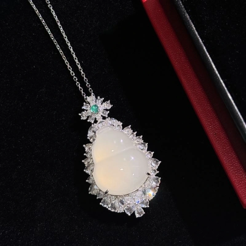 Precise copy Qeelin Necklaces