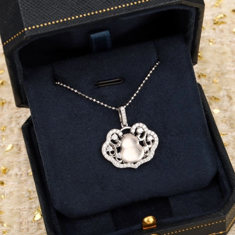 Qeelin Necklaces