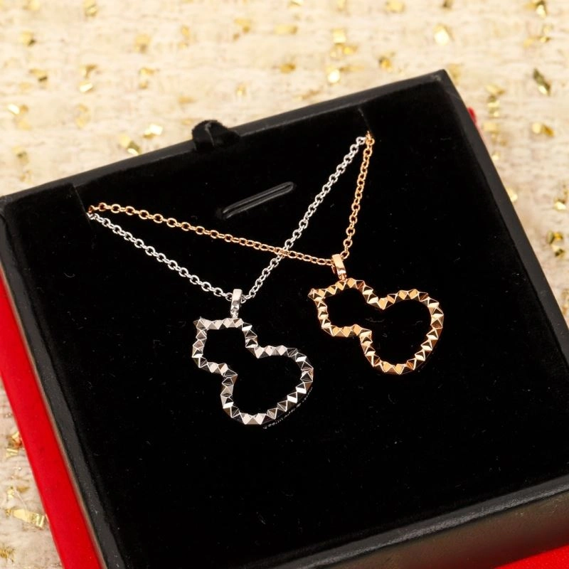Exact replica Qeelin Necklaces