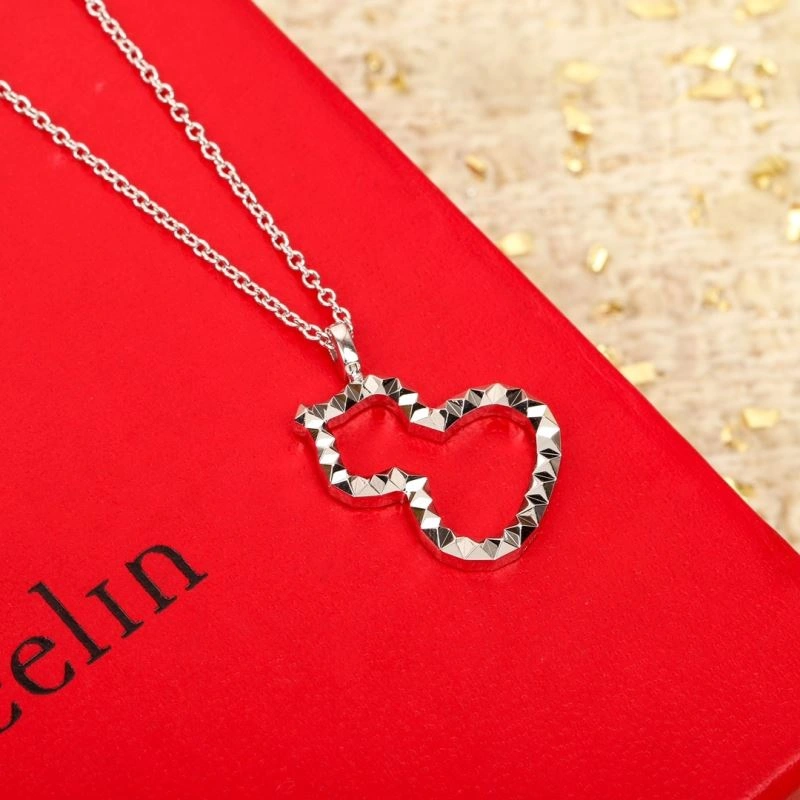 Exact replica Qeelin Necklaces