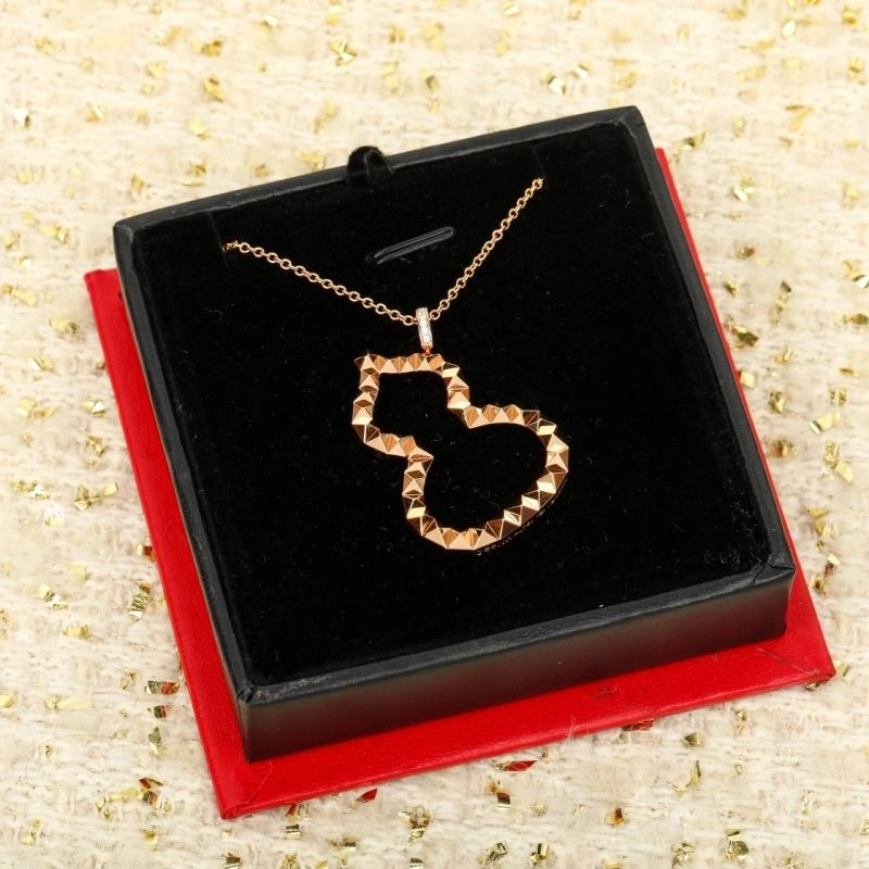 Factory-made Qeelin Necklaces