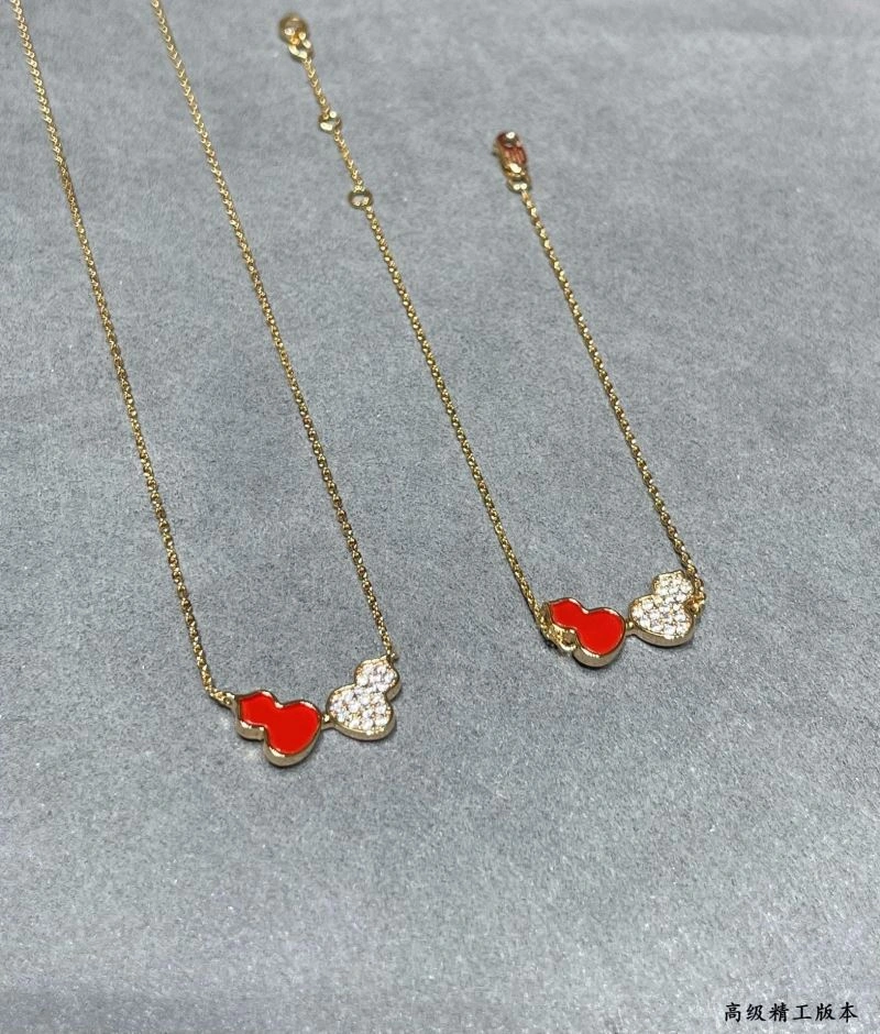 Bargain Qeelin Necklaces
