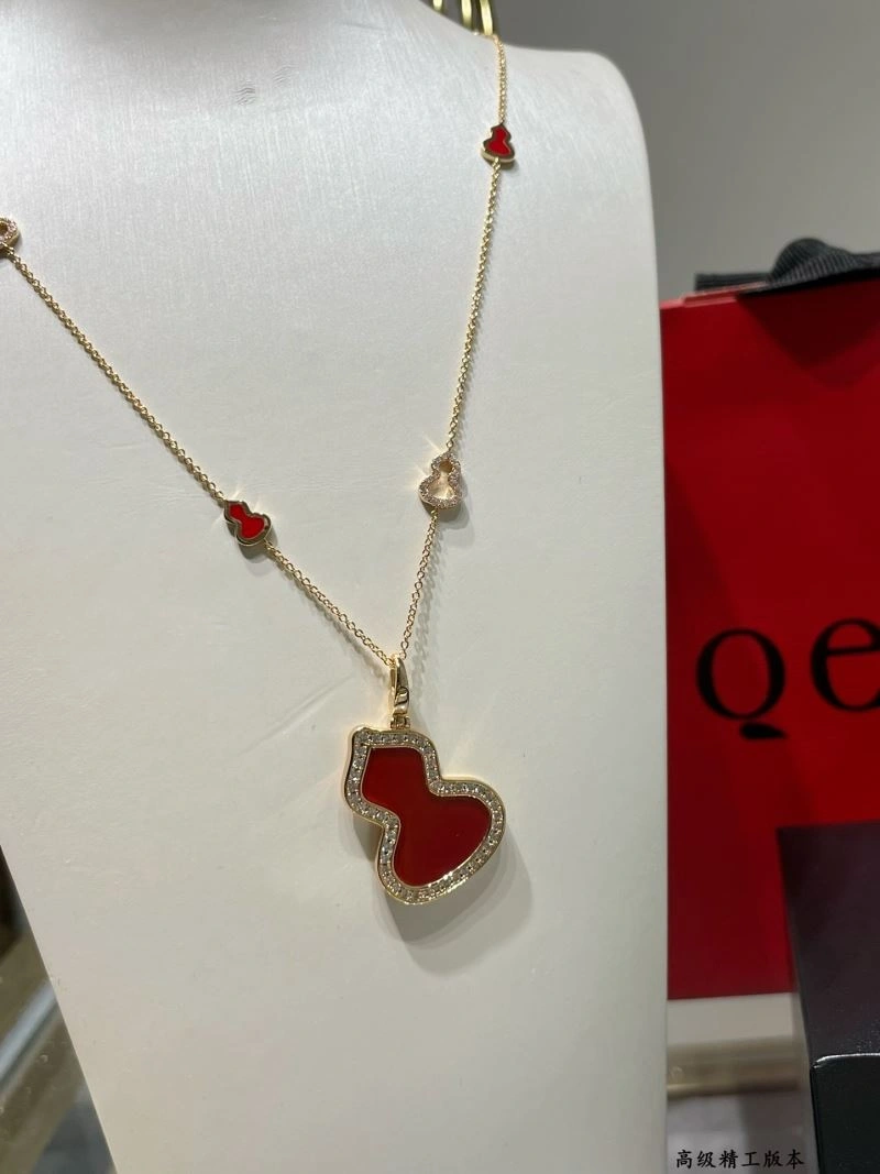 Discounted Qeelin Necklaces
