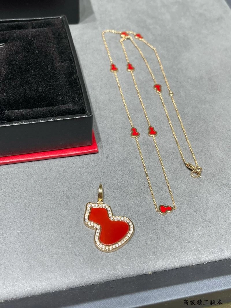 Budget-friendly Qeelin Necklaces