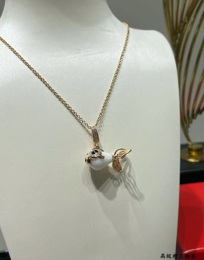 Top mirror Qeelin Necklaces