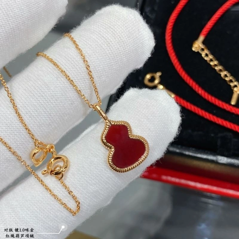 Brand-original Qeelin Necklaces