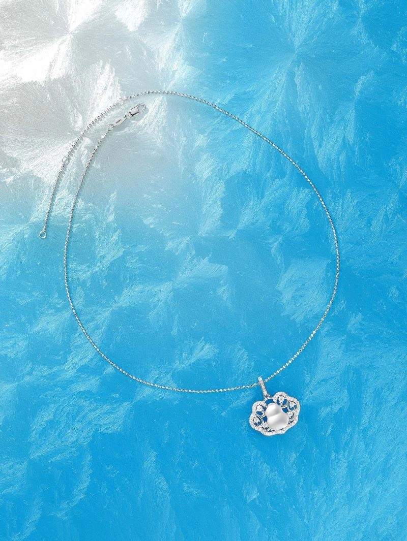 Qeelin Necklaces