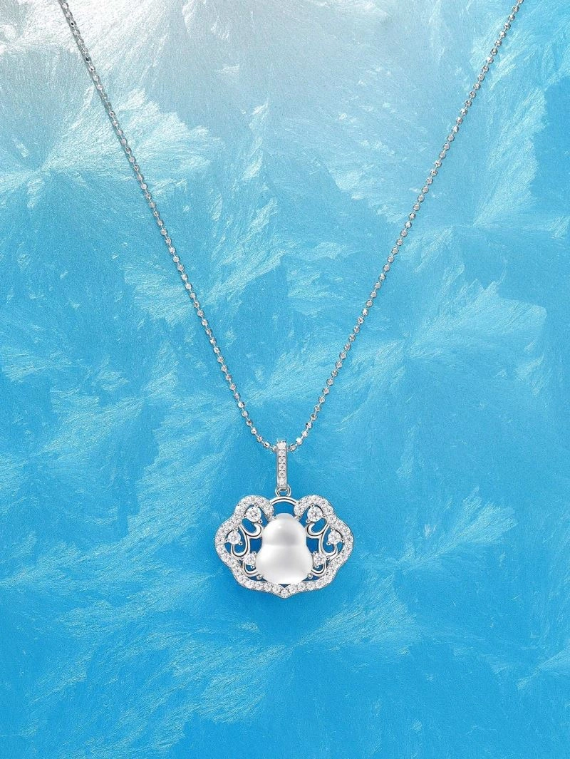 Budget-friendly Qeelin Necklaces