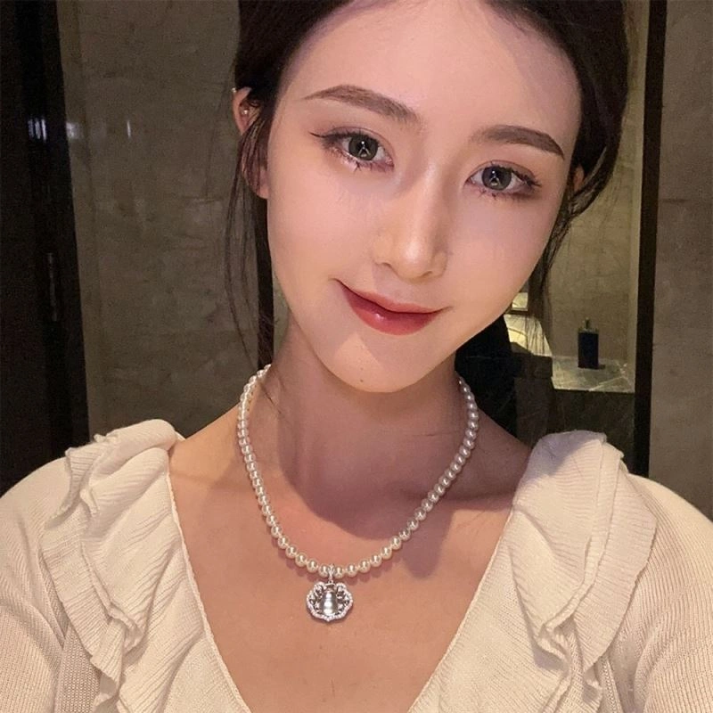 Budget-friendly Qeelin Necklaces