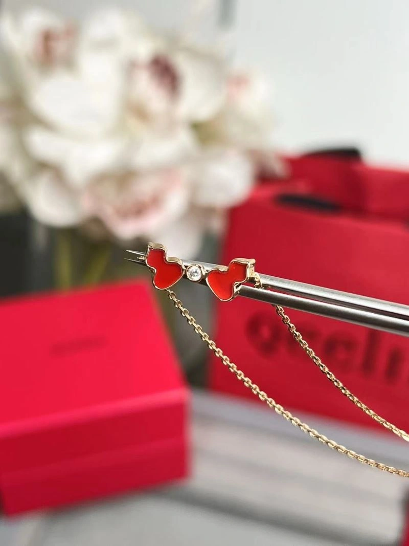 Qeelin Necklaces