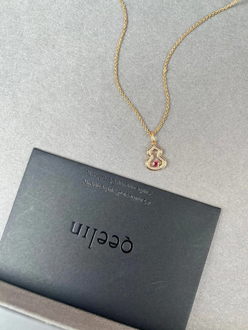 Accurate model Qeelin Necklaces
