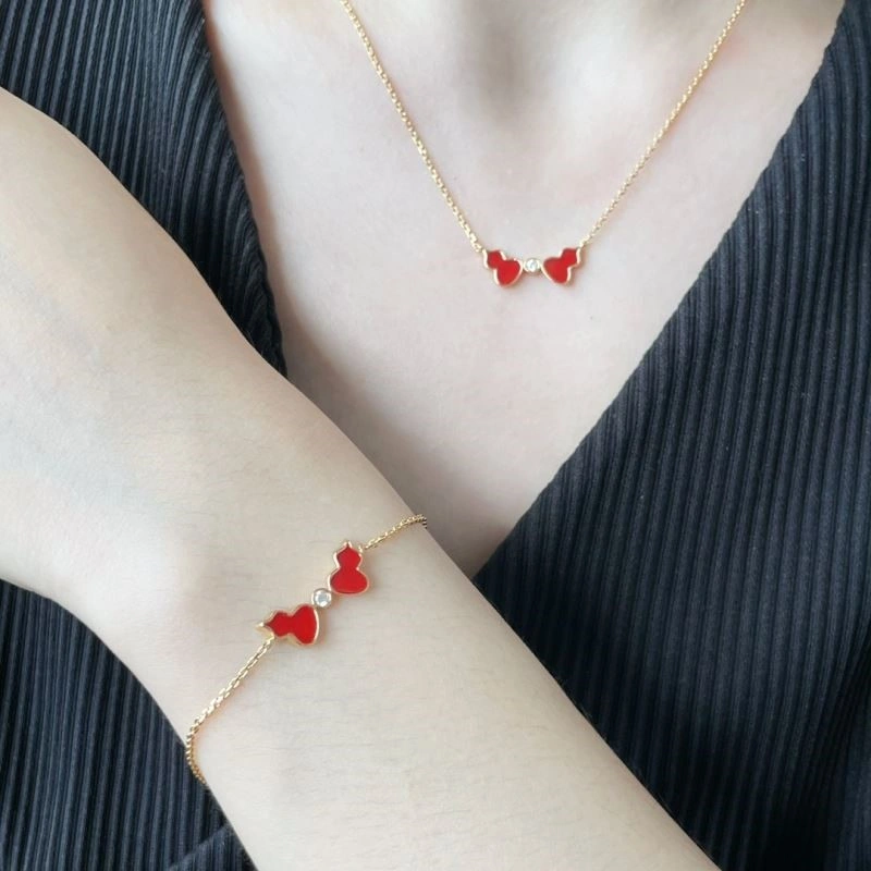 Inexpensive Qeelin Necklaces