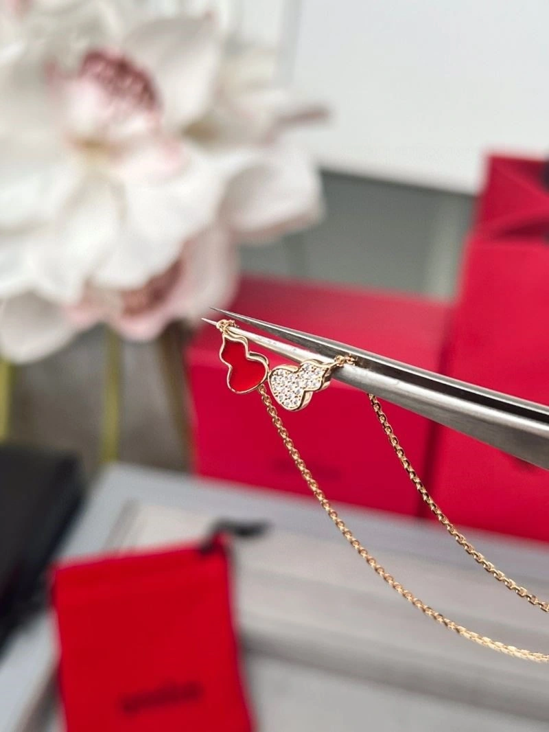 Qeelin Necklaces