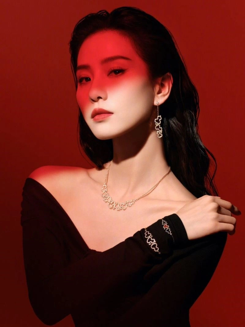 Reasonably priced Qeelin Necklaces