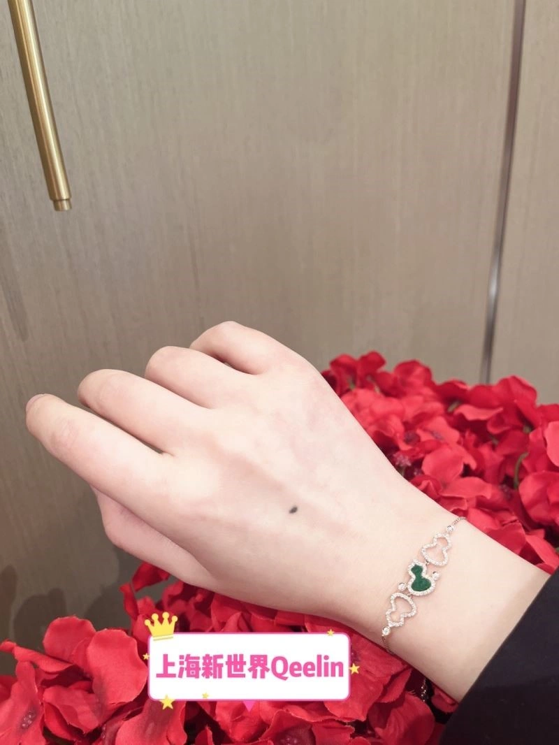 Reasonably priced Qeelin Necklaces