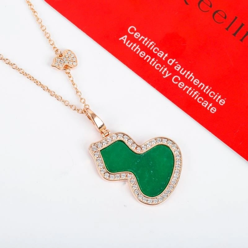 Indistinguishable Qeelin Necklaces