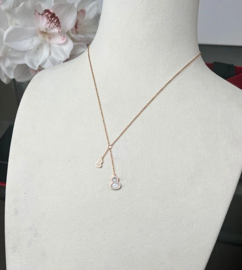 Cut-rate Qeelin Necklaces