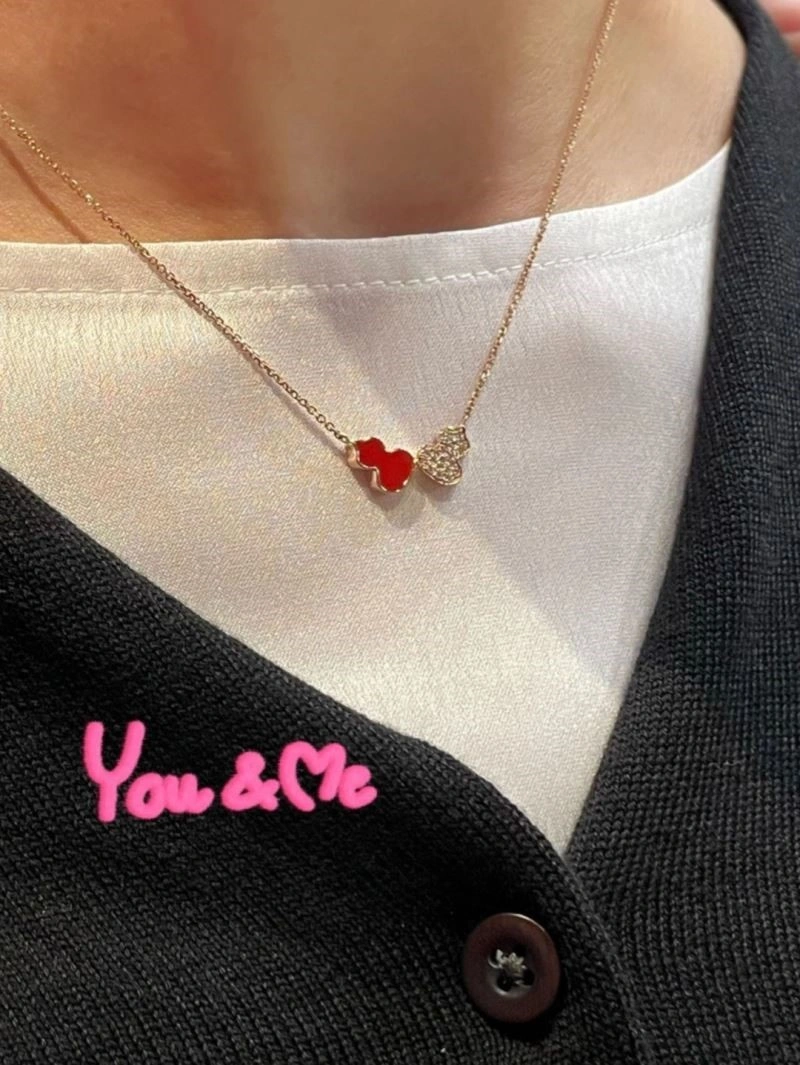 Inexpensive Qeelin Necklaces
