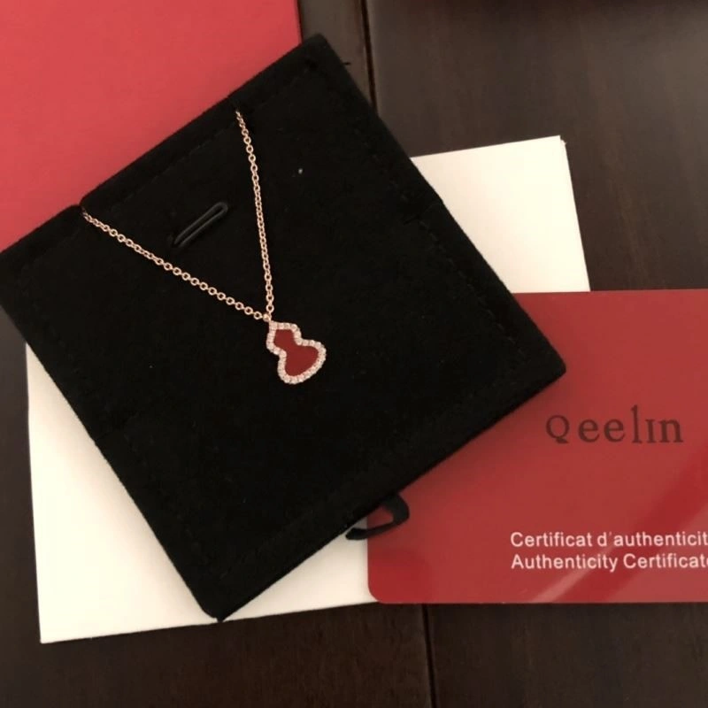 Mirror quality Qeelin Necklaces