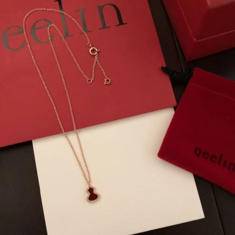 Mirror quality Qeelin Necklaces
