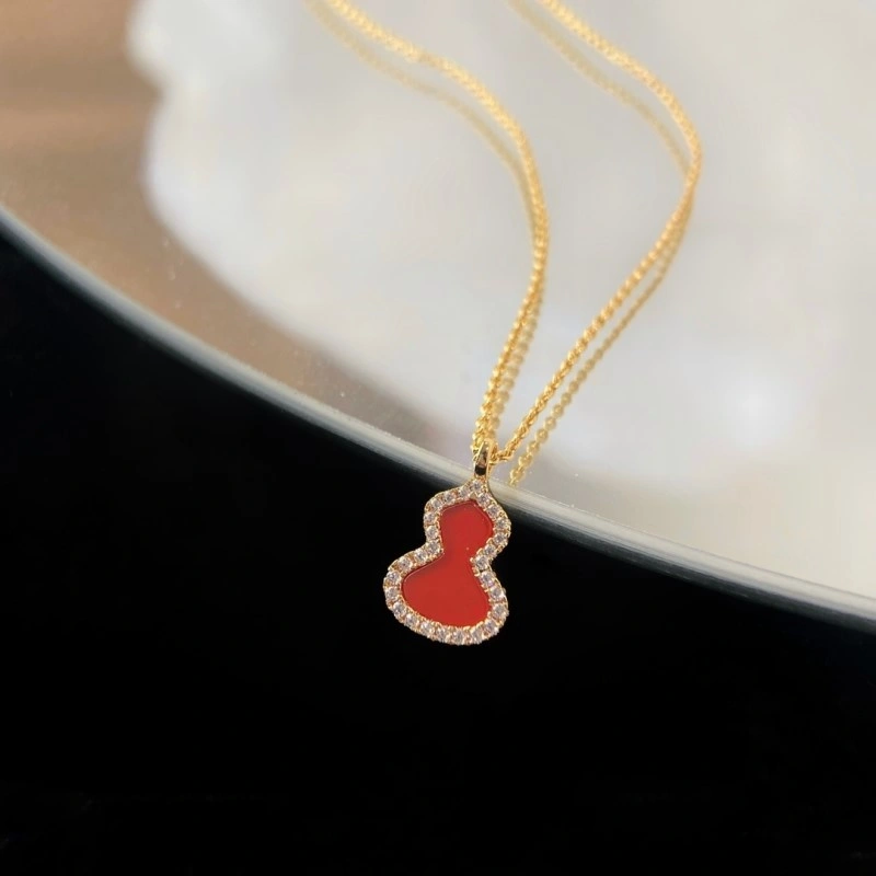 Discounted Qeelin Necklaces