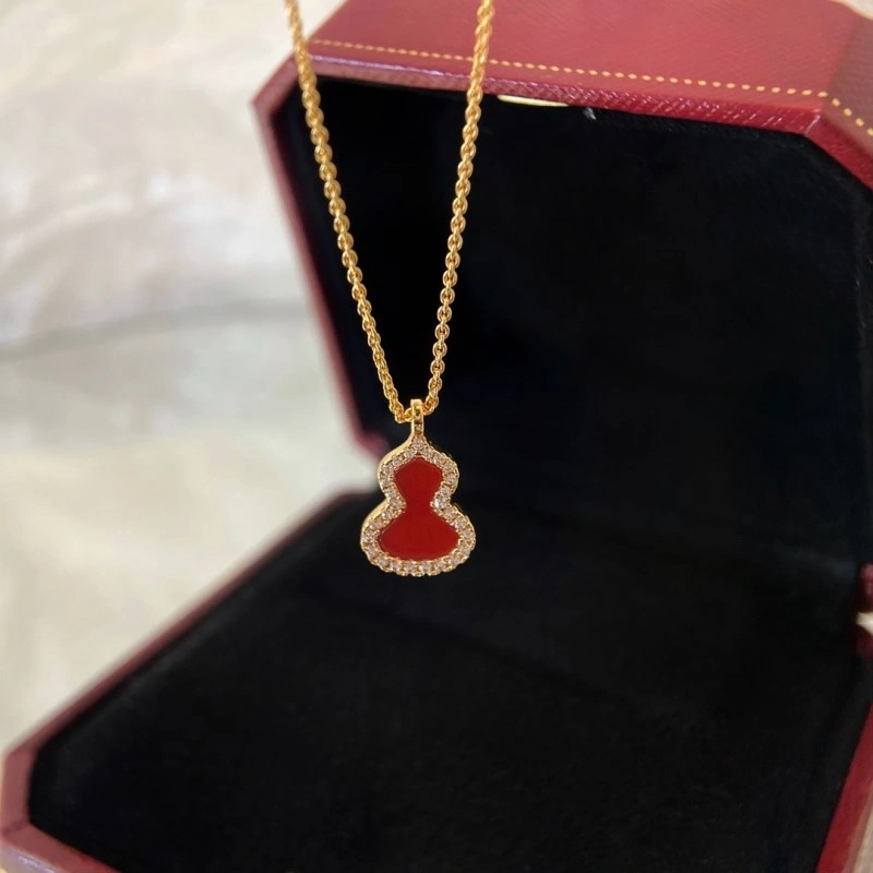 Discounted Qeelin Necklaces