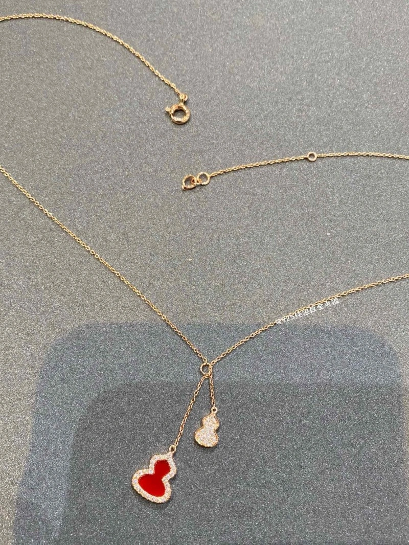 Qeelin Necklaces
