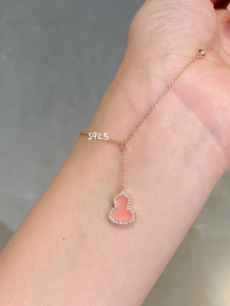 Economical Qeelin Necklaces