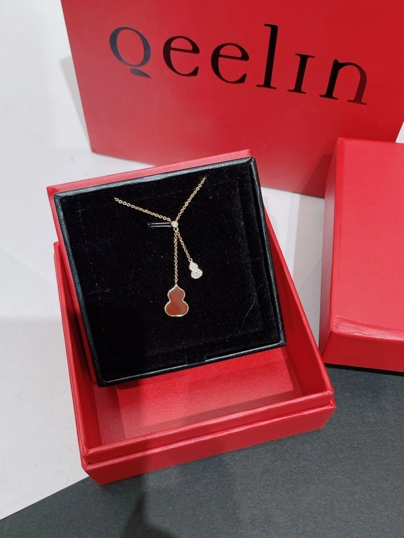 Discounted Qeelin Necklaces