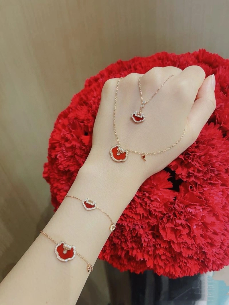 Budget-friendly Qeelin Necklaces