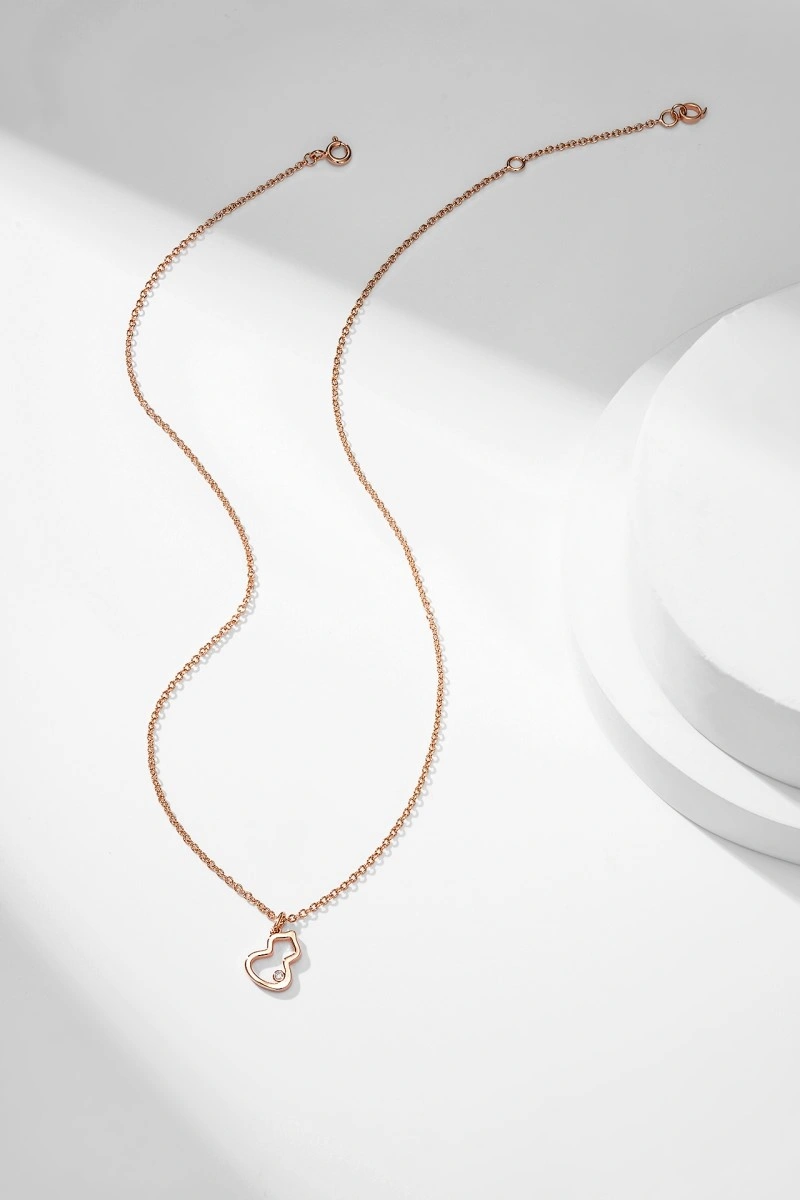 Accurate model Qeelin Necklaces