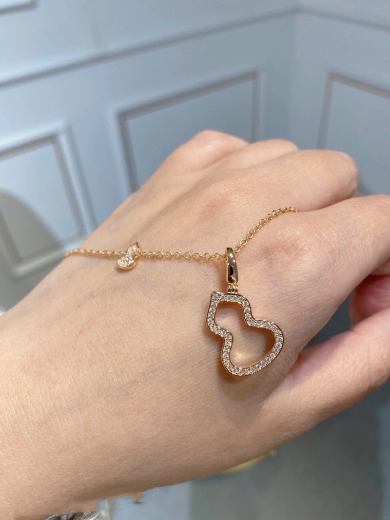 Brand-authenticated Qeelin Necklaces