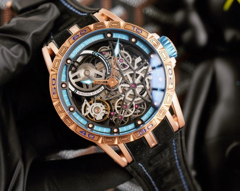 Top mirror ROGER DUBUIS Watches