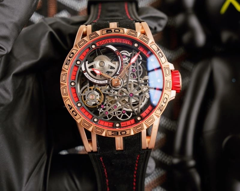 Top mirror ROGER DUBUIS Watches