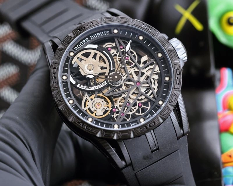 Top mirror ROGER DUBUIS Watches