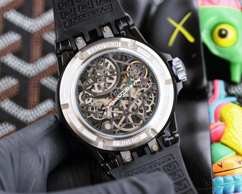 Top mirror ROGER DUBUIS Watches