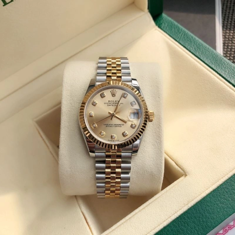 Indistinguishable ROLEX Watches