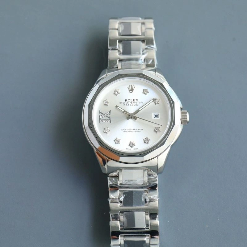 Indistinguishable ROLEX Watches