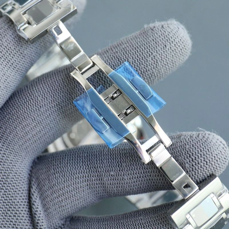 Indistinguishable ROLEX Watches