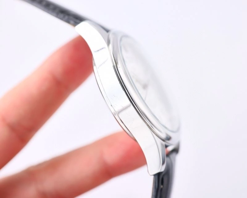 Indistinguishable ROLEX Watches