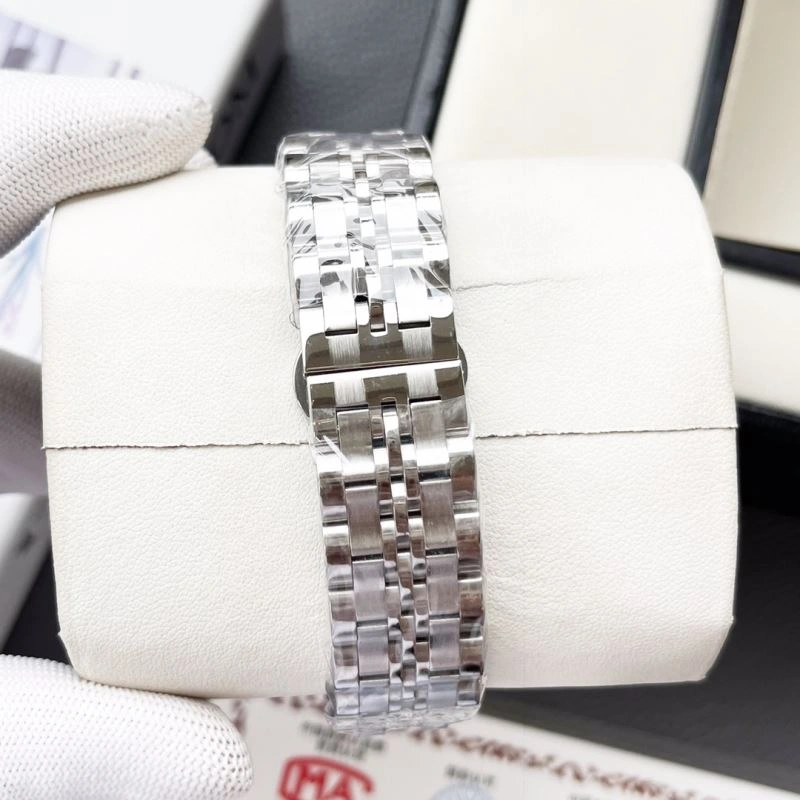 Indistinguishable ROLEX Watches