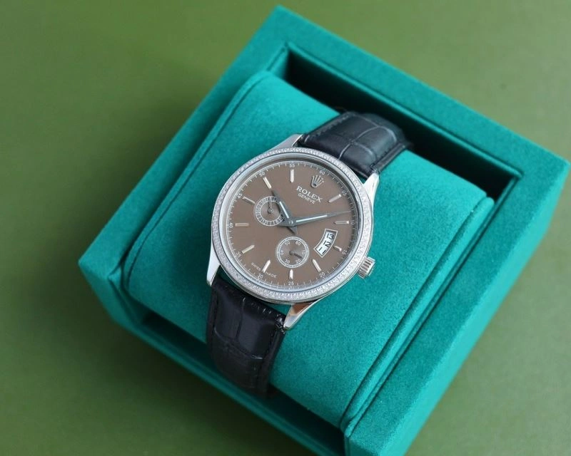 Indistinguishable ROLEX Watches