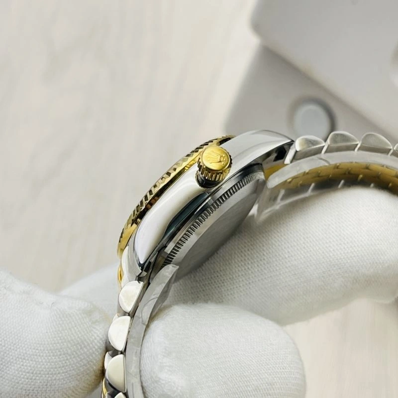 Indistinguishable ROLEX Watches